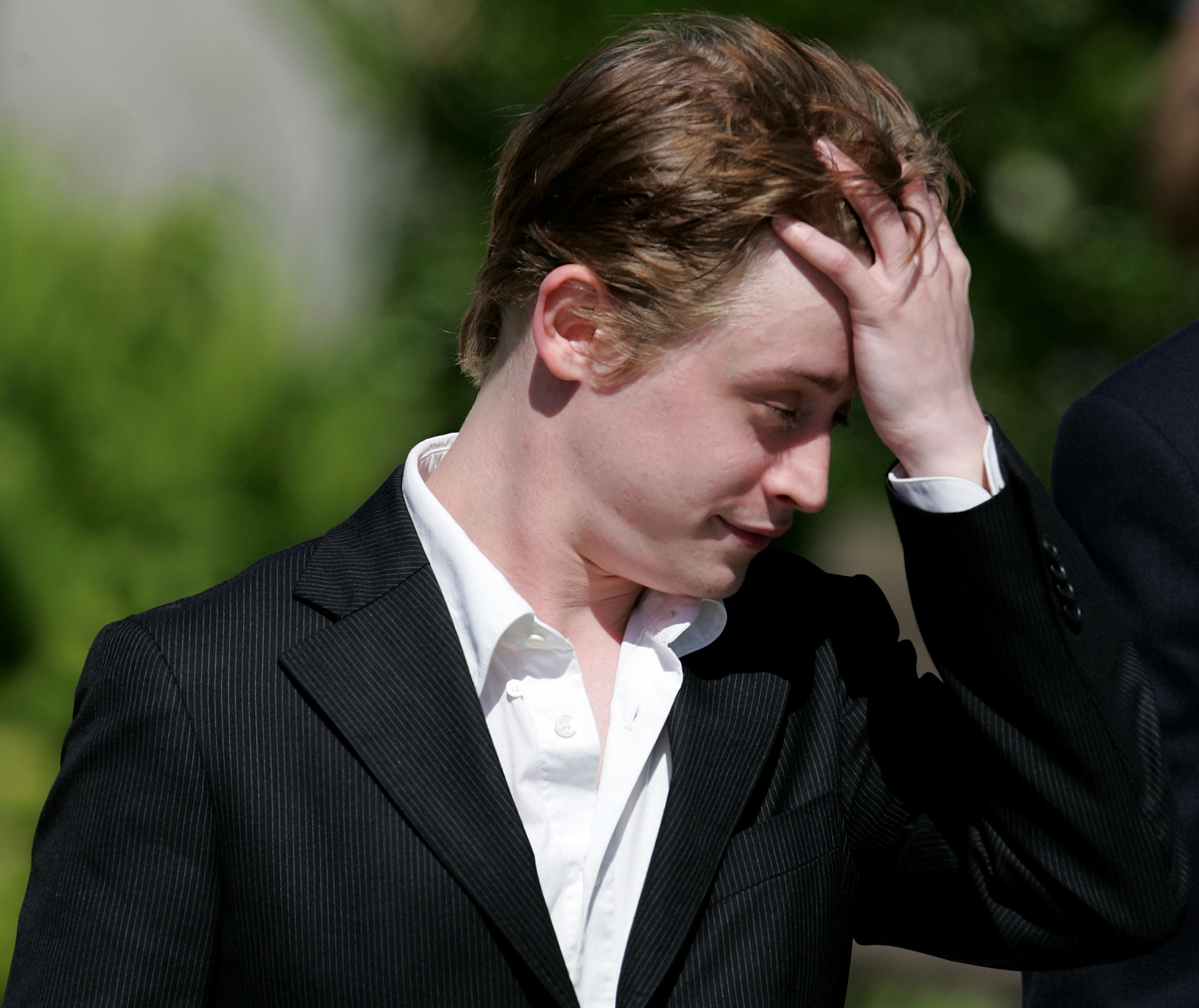 Leaving Neverland: Why is "good friend" Macaulay Culkin silent on ...